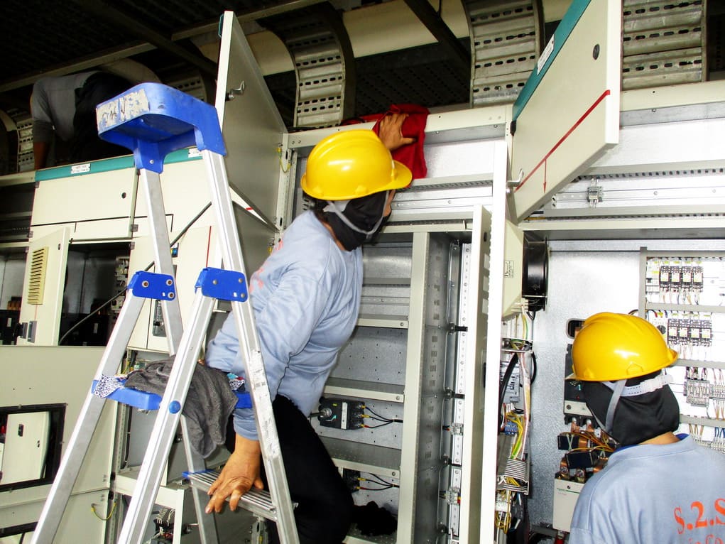 ตรวจสอบทำความสะอาดตู้ไฟฟ้า S2S | S.2.S. Electric